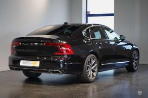 Melns Volvo S90 2018 Viļņa, ar dzinēja tilpumu 1.97 L un nobraukumu 267 tūkst. km par 18900 €, foto 4 vietnē AUTOMOTO.COM.LV