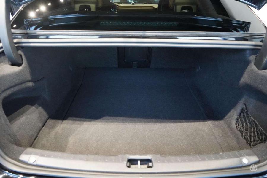 Melns Volvo S90 2018 Viļņa, ar dzinēja tilpumu 1.97 L un nobraukumu 267 tūkst. km par 18900 €, foto 14 vietnē AUTOMOTO.COM.LV