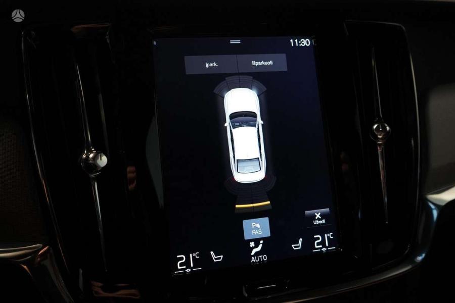 Melns Volvo S90 2018 Viļņa, ar dzinēja tilpumu 1.97 L un nobraukumu 267 tūkst. km par 18900 €, foto 19 vietnē AUTOMOTO.COM.LV