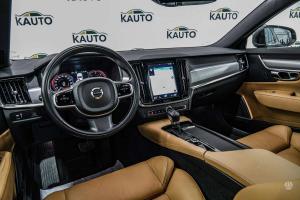 Black Volvo S90 2018 in Kaunas, with an engine capacity of 2.00 L and mileage of 255 thousand km for 15990 €, photo 8 on AUTOMOTO.COM.LV