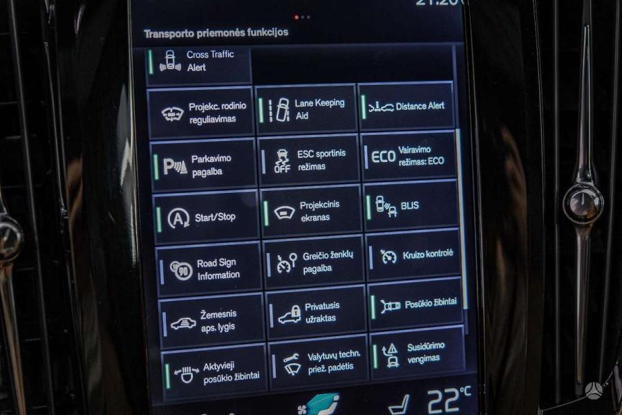 Black Volvo S90 2018 in Kaunas, with an engine capacity of 2.00 L and mileage of 255 thousand km for 15990 €, photo 24 on AUTOMOTO.COM.LV