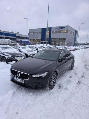 Черный Вольво С90 2018 в Вильнюс, объемом двигателя 1.97 л и пробегом 118 тыс. км за 16850 €, фото  на AUTOMOTO.COM.LV