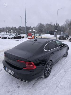 Черный Вольво С90 2018 в Вильнюс, объемом двигателя 1.97 л и пробегом 118 тыс. км за 16850 €, фото 17 на AUTOMOTO.COM.LV