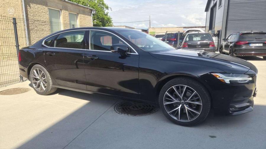 Melns Volvo S90 2018 Klaipėda, ar dzinēja tilpumu 2.00 L un nobraukumu 51 tūkst. km par 16500 €, foto 6 vietnē AUTOMOTO.COM.LV