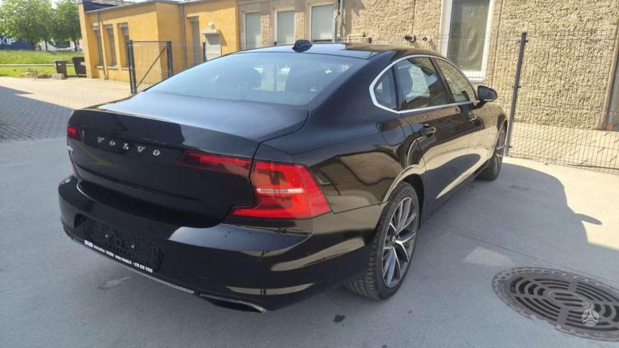 Melns Volvo S90 2018 Klaipėda, ar dzinēja tilpumu 2.00 L un nobraukumu 51 tūkst. km par 16500 €, foto 11 vietnē AUTOMOTO.COM.LV