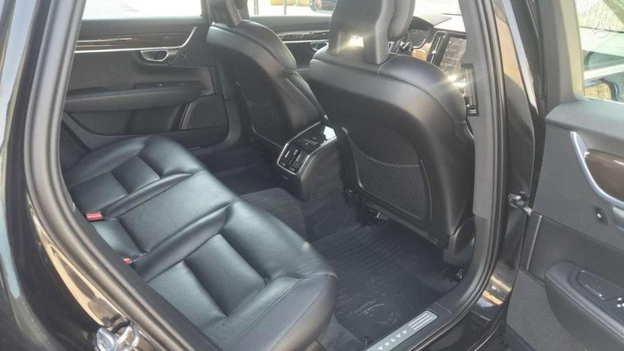 Melns Volvo S90 2018 Klaipėda, ar dzinēja tilpumu 2.00 L un nobraukumu 51 tūkst. km par 16500 €, foto 19 vietnē AUTOMOTO.COM.LV