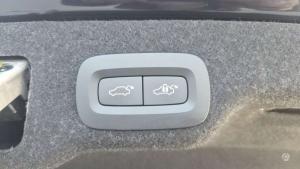 Melns Volvo S90 2018 Klaipėda, ar dzinēja tilpumu 2.00 L un nobraukumu 51 tūkst. km par 16500 €, foto 21 vietnē AUTOMOTO.COM.LV