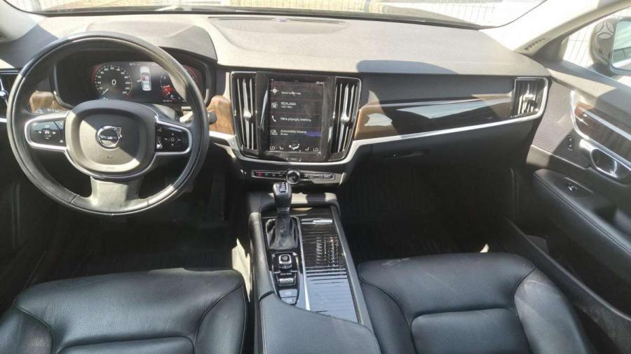 Melns Volvo S90 2018 Klaipėda, ar dzinēja tilpumu 2.00 L un nobraukumu 51 tūkst. km par 16500 €, foto 23 vietnē AUTOMOTO.COM.LV