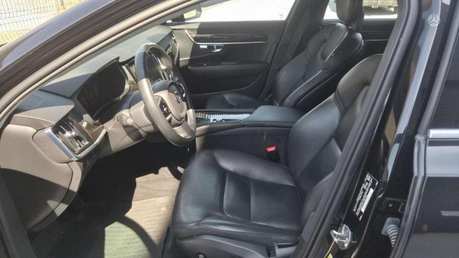 Melns Volvo S90 2018 Klaipėda, ar dzinēja tilpumu 2.00 L un nobraukumu 51 tūkst. km par 16500 €, foto 28 vietnē AUTOMOTO.COM.LV