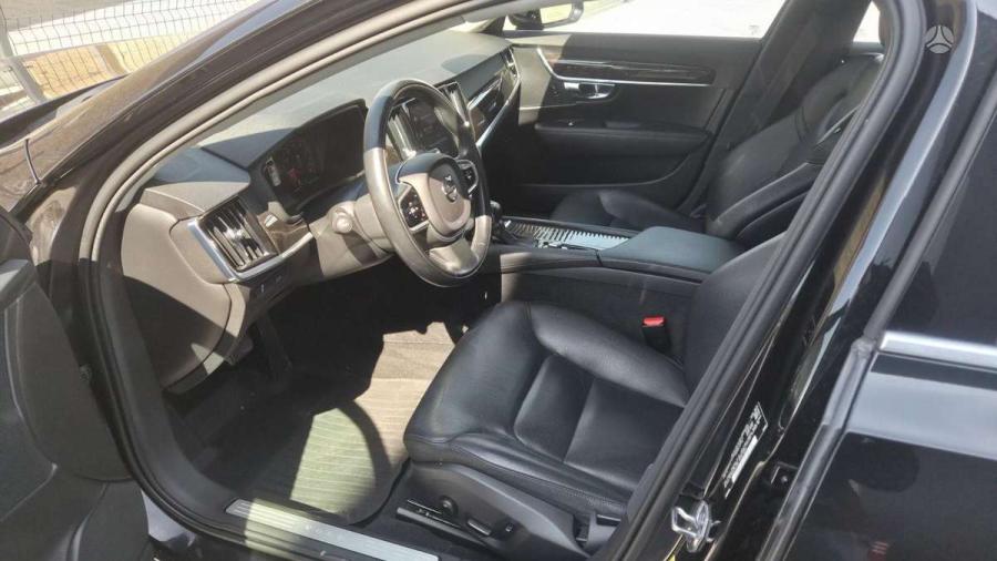Melns Volvo S90 2018 Klaipėda, ar dzinēja tilpumu 2.00 L un nobraukumu 51 tūkst. km par 16500 €, foto 29 vietnē AUTOMOTO.COM.LV