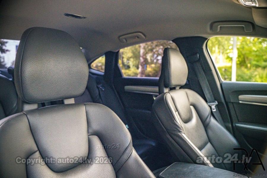 Melns Volvo S90 2018 Rīga, ar dzinēja tilpumu 2.00 L un nobraukumu 176 tūkst. km par 16990 €, foto 18 vietnē AUTOMOTO.COM.LV