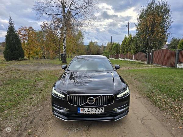 Volvo S90 2018 in Vilnius on AUTOMOTO.COM.LV Black Volvo S90 2018 in Vilnius, with an engine capacity of 2.00 L and mileage of 175 thousand km for 22500 €, photo 3 on AUTOMOTO.COM.LV