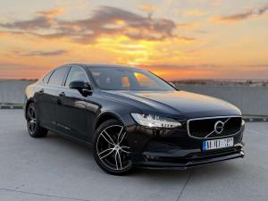 Black Volvo S90 2018 in Vilnius, with an engine capacity of 1.97 L and mileage of 190 thousand km for 9999 €, photo 9 on AUTOMOTO.COM.LV