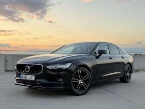 Black Volvo S90 2018 in Vilnius, with an engine capacity of 1.97 L and mileage of 190 thousand km for 9999 €, photo 12 on AUTOMOTO.COM.LV