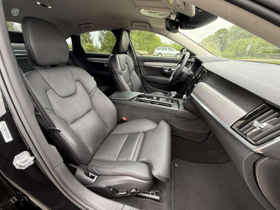 Melns Volvo S90 2019 Tauragė, ar dzinēja tilpumu 1.97 L un nobraukumu 247 tūkst. km par 15500 €, foto 11 vietnē AUTOMOTO.COM.LV