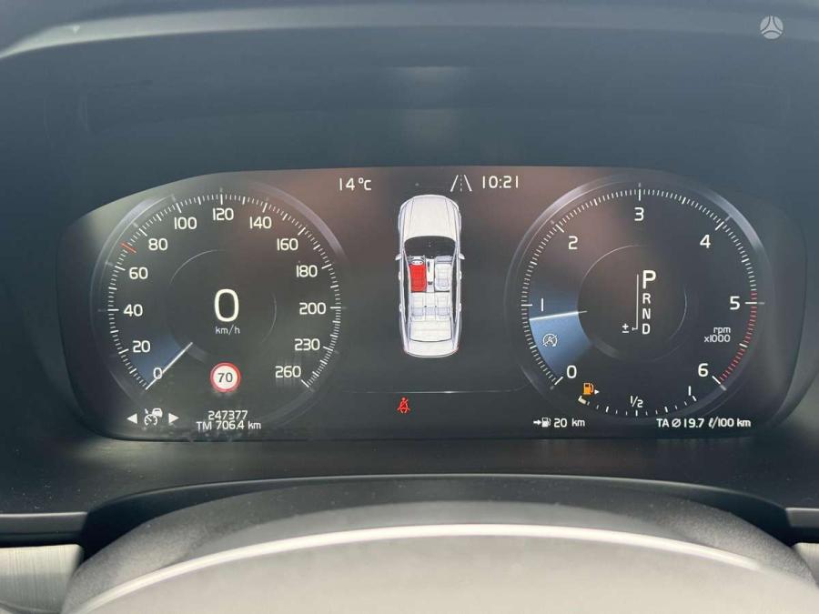 Melns Volvo S90 2019 Tauragė, ar dzinēja tilpumu 1.97 L un nobraukumu 247 tūkst. km par 15500 €, foto 19 vietnē AUTOMOTO.COM.LV