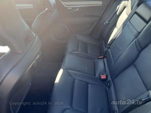 Black Volvo S90 2019 in Tallinn, with an engine capacity of 2.00 L and mileage of 220 thousand km for 20900 €, photo 8 on AUTOMOTO.COM.LV
