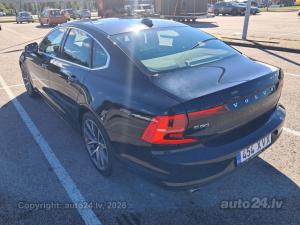 Black Volvo S90 2019 in Tallinn, with an engine capacity of 2.00 L and mileage of 220 thousand km for 20900 €, photo 9 on AUTOMOTO.COM.LV