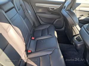 Black Volvo S90 2019 in Tallinn, with an engine capacity of 2.00 L and mileage of 220 thousand km for 20900 €, photo 13 on AUTOMOTO.COM.LV