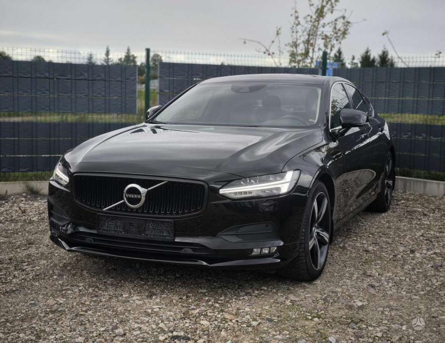 Melns Volvo S90 2019 Vilkaviškis, ar dzinēja tilpumu 1.97 L un nobraukumu 278 tūkst. km par 14300 €, foto 1 vietnē AUTOMOTO.COM.LV