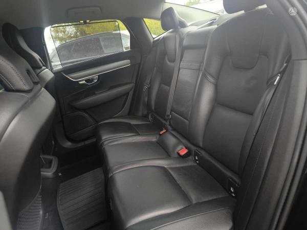 Volvo S90 2019 in Vilkaviskis on AUTOMOTO.COM.LV Black Volvo S90 2019 in Vilkaviskis, with an engine capacity of 1.97 L and mileage of 278 thousand km for 14300 €, photo 10 on AUTOMOTO.COM.LV