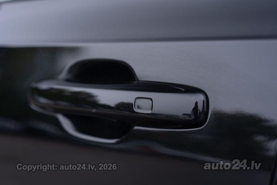 Melns Volvo S90 2019 Tallina, ar dzinēja tilpumu 2.00 L un nobraukumu 119 tūkst. km par 20900 €, foto 22 vietnē AUTOMOTO.COM.LV