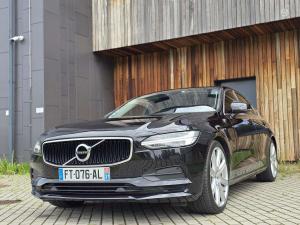 Black Volvo S90 2020 in Taurage, with an engine capacity of 1.97 L and mileage of 258 thousand km for 17600 €, photo 15 on AUTOMOTO.COM.LV