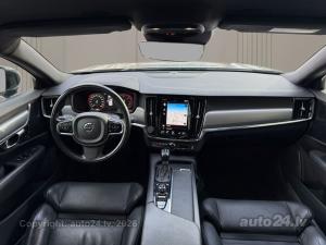 Black Volvo S90 2020 in Tallinn, with an engine capacity of 2.00 L and mileage of 78 thousand km for 26990 €, photo 13 on AUTOMOTO.COM.LV