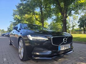 Black Volvo S90 2020 in Taurage, with an engine capacity of 1.97 L and mileage of 217 thousand km for 17300 €, photo 3 on AUTOMOTO.COM.LV