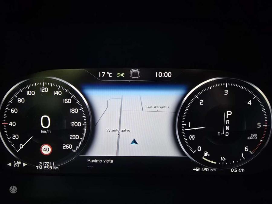 Black Volvo S90 2020 in Taurage, with an engine capacity of 1.97 L and mileage of 217 thousand km for 17300 €, photo 31 on AUTOMOTO.COM.LV