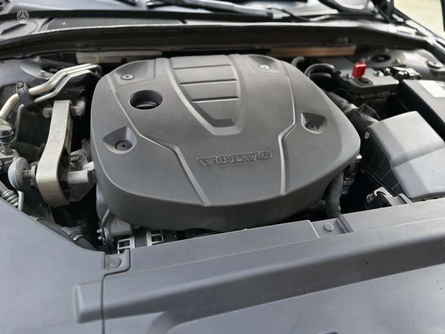 Black Volvo S90 2020 in Taurage, with an engine capacity of 1.97 L and mileage of 217 thousand km for 17300 €, photo 38 on AUTOMOTO.COM.LV