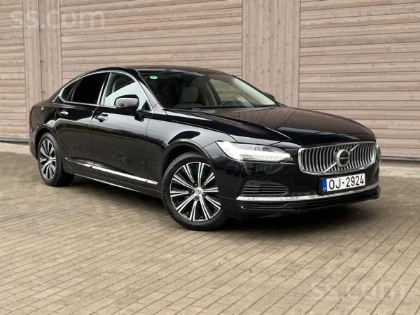 Black Volvo S90 2021 in Jelgava, with an engine capacity of 2.00 L and mileage of 194 thousand km for 26990 €, photo 3 on AUTOMOTO.COM.LV