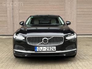 Black Volvo S90 2021 in Jelgava, with an engine capacity of 2.00 L and mileage of 194 thousand km for 26990 €, photo 3 on AUTOMOTO.COM.LV