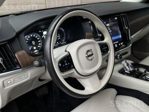 Black Volvo S90 2021 in Jelgava, with an engine capacity of 2.00 L and mileage of 194 thousand km for 26990 €, photo 12 on AUTOMOTO.COM.LV