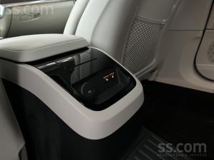 Black Volvo S90 2021 in Jelgava, with an engine capacity of 2.00 L and mileage of 194 thousand km for 26990 €, photo 14 on AUTOMOTO.COM.LV