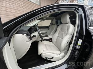 Black Volvo S90 2021 in Jelgava, with an engine capacity of 2.00 L and mileage of 194 thousand km for 26990 €, photo 17 on AUTOMOTO.COM.LV