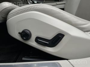 Black Volvo S90 2021 in Jelgava, with an engine capacity of 2.00 L and mileage of 194 thousand km for 26990 €, photo 18 on AUTOMOTO.COM.LV