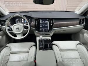 Black Volvo S90 2021 in Jelgava, with an engine capacity of 2.00 L and mileage of 194 thousand km for 26990 €, photo 19 on AUTOMOTO.COM.LV