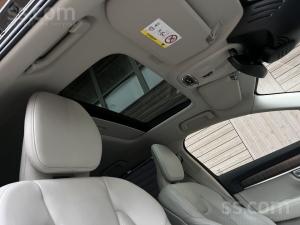 Black Volvo S90 2021 in Jelgava, with an engine capacity of 2.00 L and mileage of 194 thousand km for 26990 €, photo 34 on AUTOMOTO.COM.LV