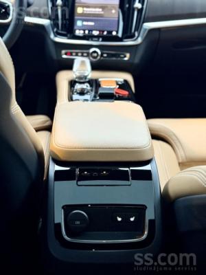 Melns Volvo S90 2022 Rīga, ar dzinēja tilpumu 2.00 L un nobraukumu 0 tūkst. km par 34000 €, foto 19 vietnē AUTOMOTO.COM.LV