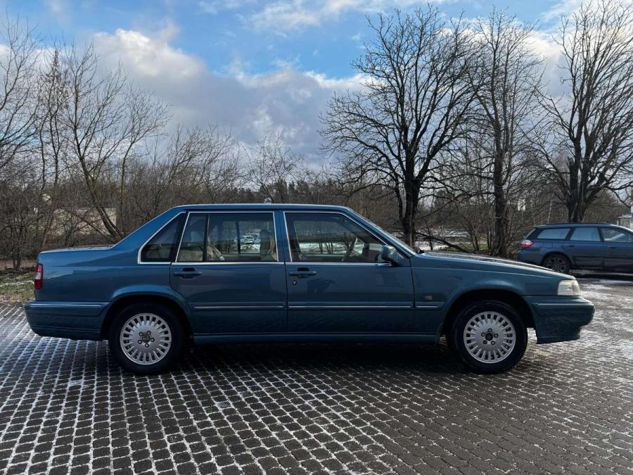 Blue Volvo S90 1997 in Riga, with an engine capacity of 2.92 L and mileage of 198 thousand km for 8000 €, photo 6 on AUTOMOTO.COM.LV