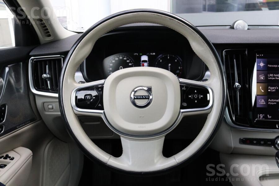 Zils Volvo S90 2016 Rīga, ar dzinēja tilpumu 2.00 L un nobraukumu 109 tūkst. km par 18900 €, foto 10 vietnē AUTOMOTO.COM.LV