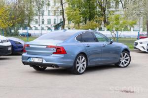 Zils Volvo S90 2016 Rīga, ar dzinēja tilpumu 2.00 L un nobraukumu 109 tūkst. km par 18900 €, foto 34 vietnē AUTOMOTO.COM.LV