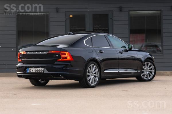 Blue Volvo S90 2016 in Jelgava, with an engine capacity of 2.00 L and mileage of 245 thousand km for 15950 €, photo 4 on AUTOMOTO.COM.LV