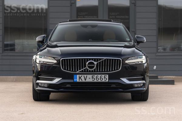 Blue Volvo S90 2016 in Jelgava, with an engine capacity of 2.00 L and mileage of 245 thousand km for 15950 €, photo 5 on AUTOMOTO.COM.LV