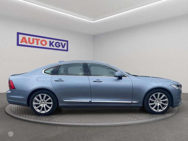 Blue Volvo S90 2016 in Vilnius, with an engine capacity of 2.00 L and mileage of 232 thousand km for 14999 €, photo 6 on AUTOMOTO.COM.LV