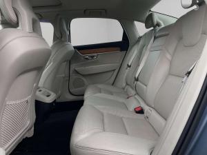 Blue Volvo S90 2016 in Vilnius, with an engine capacity of 2.00 L and mileage of 232 thousand km for 14999 €, photo 11 on AUTOMOTO.COM.LV