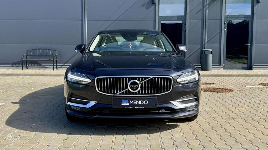 Blue Volvo S90 2016 in Vilnius, with an engine capacity of 1.97 L and mileage of 203 thousand km for 16990 €, photo 8 on AUTOMOTO.COM.LV