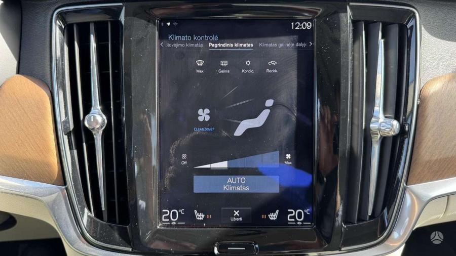 Blue Volvo S90 2016 in Vilnius, with an engine capacity of 1.97 L and mileage of 203 thousand km for 16990 €, photo 33 on AUTOMOTO.COM.LV