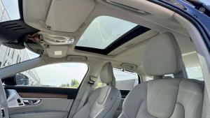 Blue Volvo S90 2016 in Vilnius, with an engine capacity of 1.97 L and mileage of 203 thousand km for 16990 €, photo 38 on AUTOMOTO.COM.LV